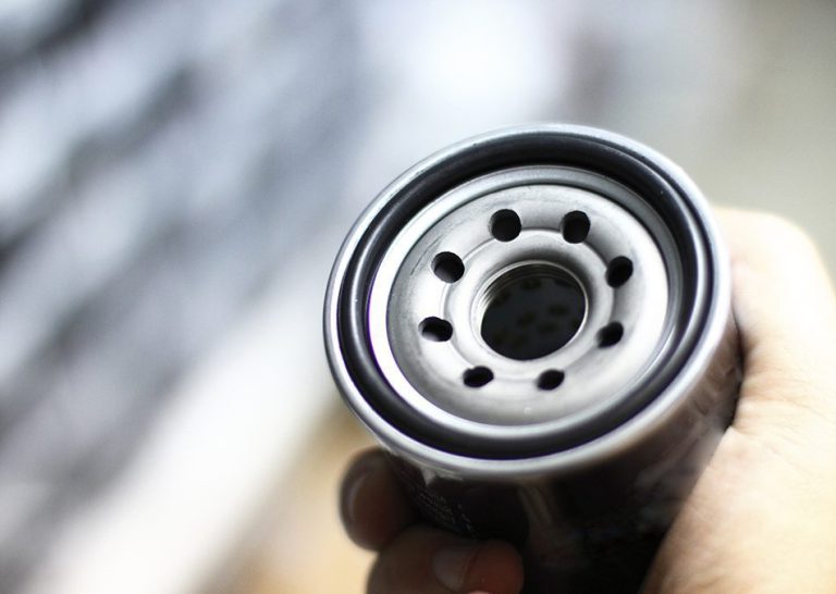 HOW DOES AN OIL FILTER WORK?